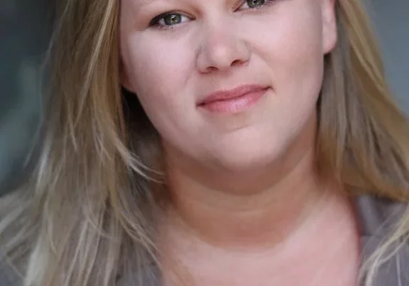 Lindsey Moser : sa biographie, filmographie, et quelques photos