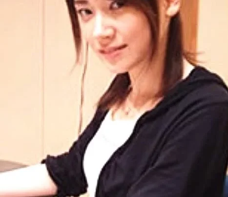 Mayuko Aoki : sa biographie, filmographie, et quelques photos