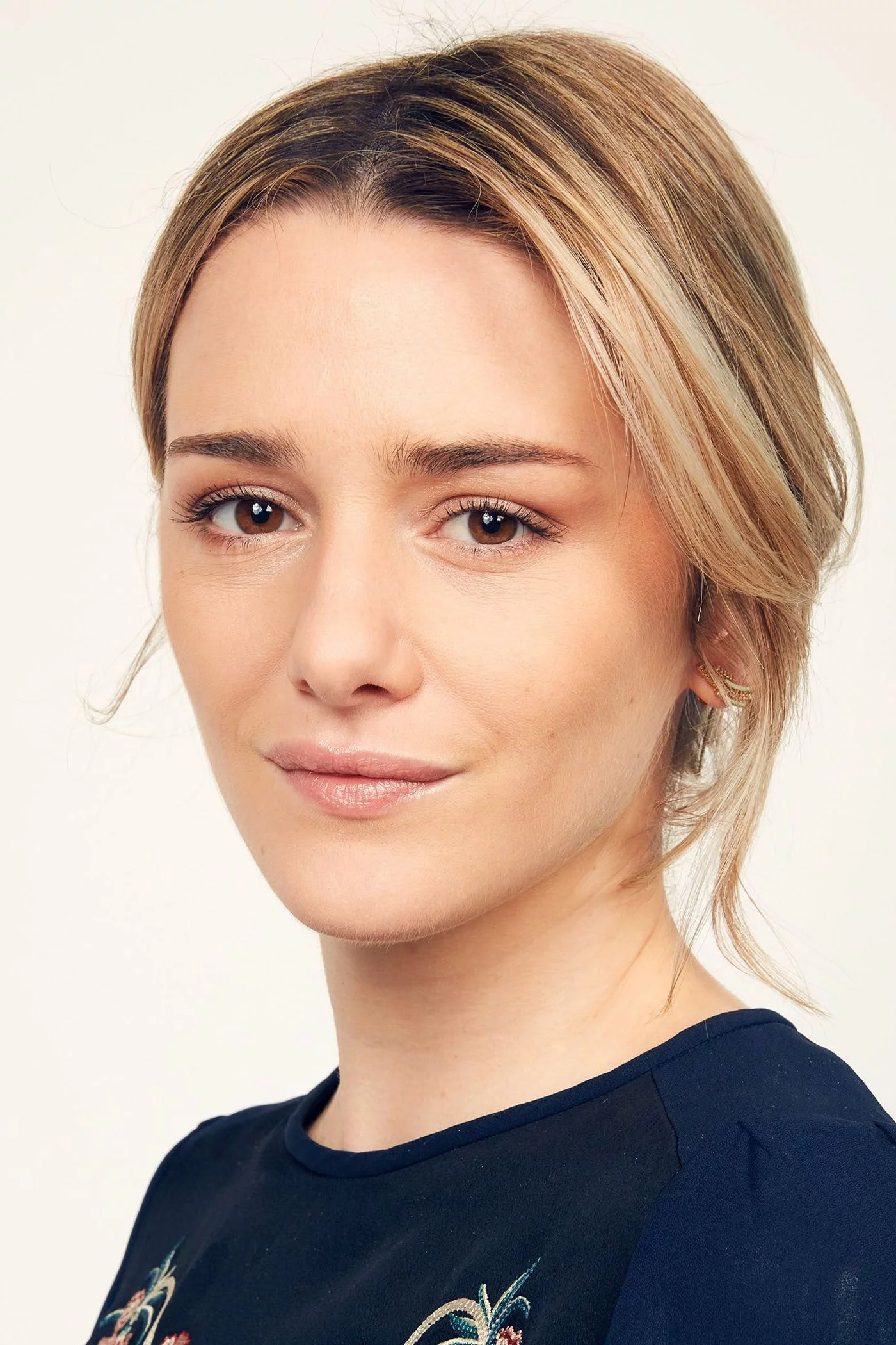 Addison Timlin : sa biographie, filmographie, et quelques photos